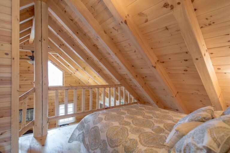 Buck Ridge Cabin - Hocking Hills Cabin Rentals by Buffalo Cabins & Lodges