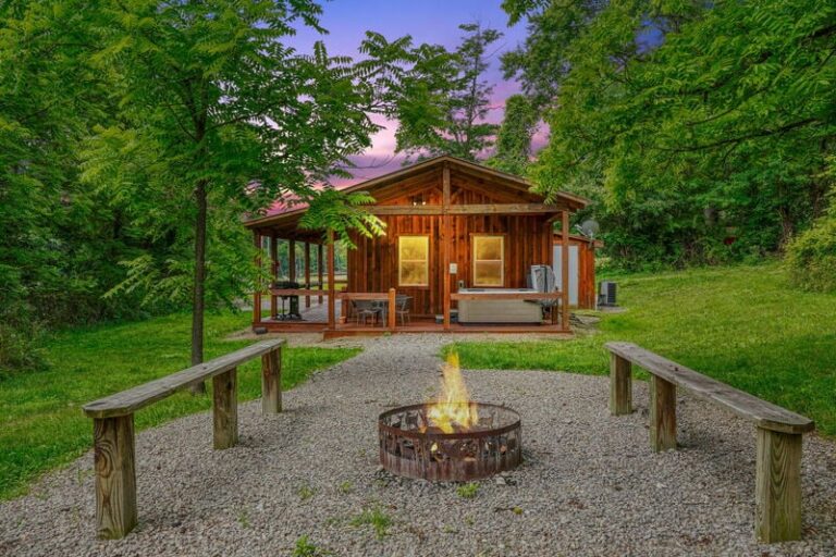 Hocking Hills Lodging - Hocking Hills Cabin Rentals by Buffalo Cabins ...