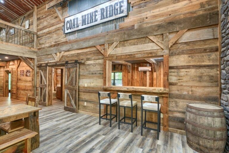 Coal Mine Ridge - Hocking Hills Cabin Rentals by Buffalo Cabins & Lodges
