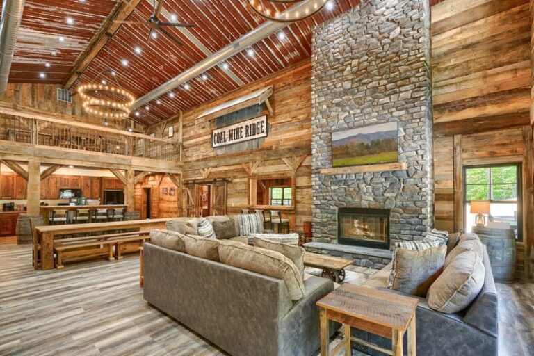 Coal Mine Ridge - Hocking Hills Cabin Rentals by Buffalo Cabins & Lodges