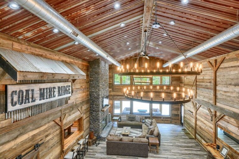 Coal Mine Ridge - Hocking Hills Cabin Rentals by Buffalo Cabins & Lodges