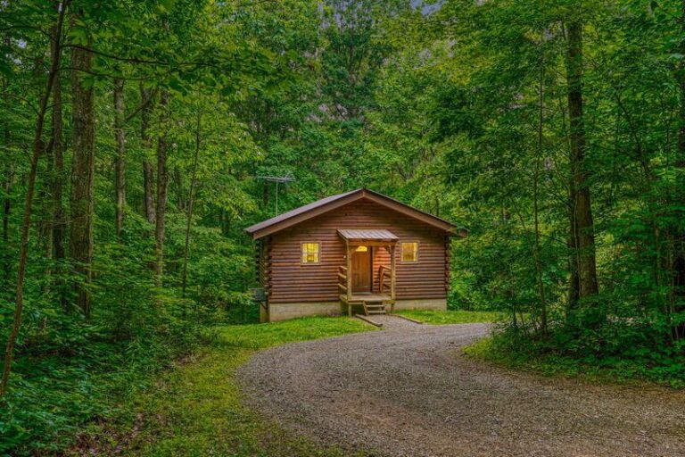 Short Term Rentals in Hocking Hills - Hocking Hills Cabin Rentals by ...